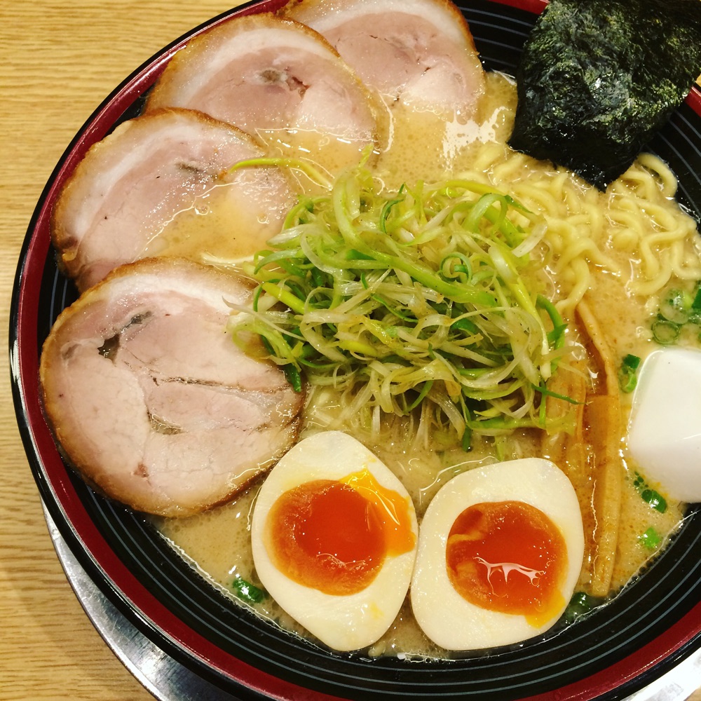 台北拉麵大比較！道地日本濃郁湯頭厚叉燒、推薦看這裡！ | MENU 美食誌